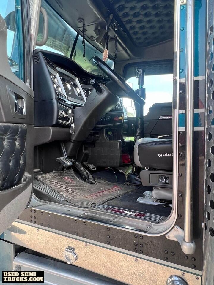 2020 Kenworth W990 Sleeper Truck for Sale in Big Cabin, Oklahoma